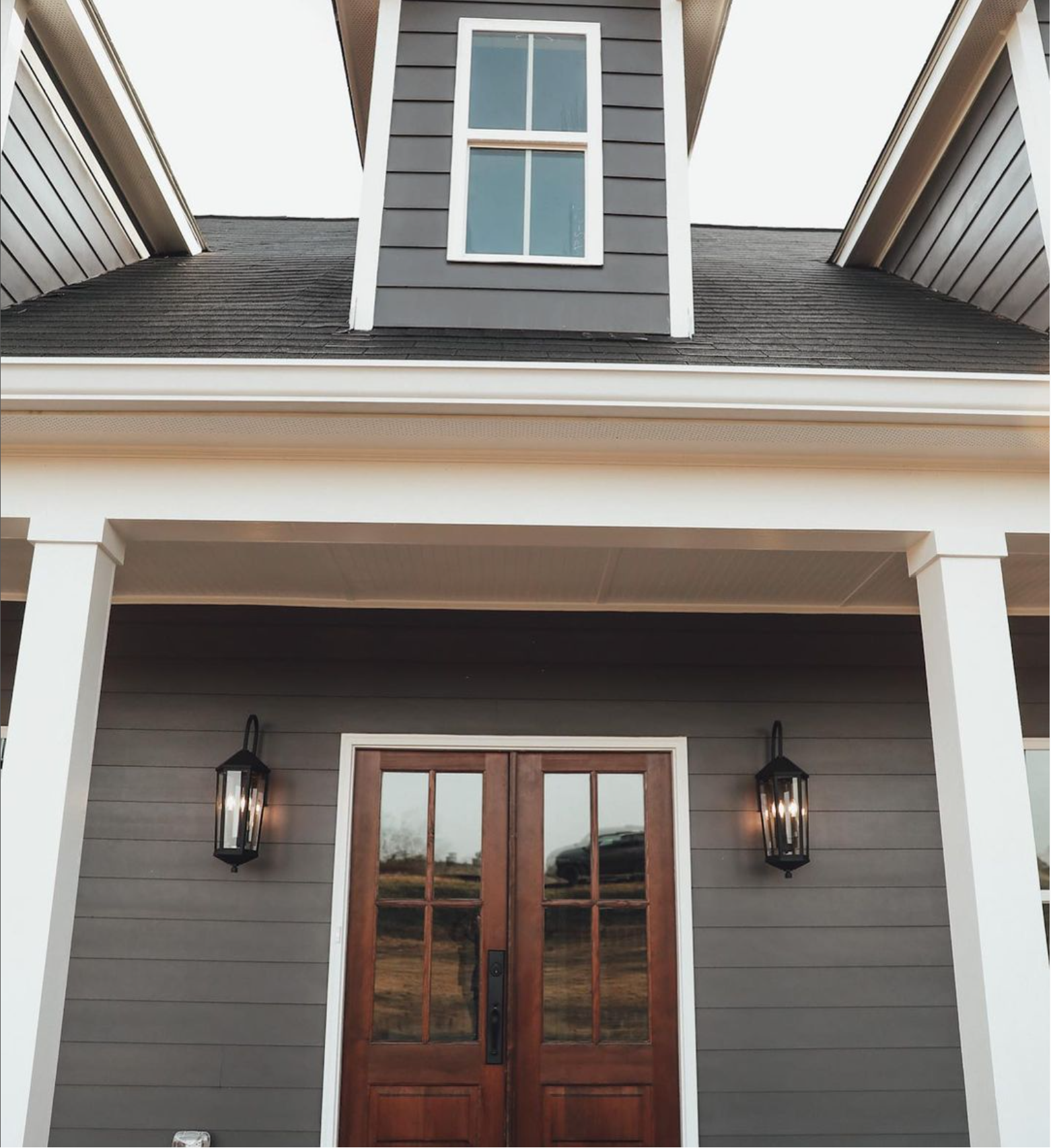 Sherwin Williams Peppercorn SW 7674: Everything You Need To Know - NISH