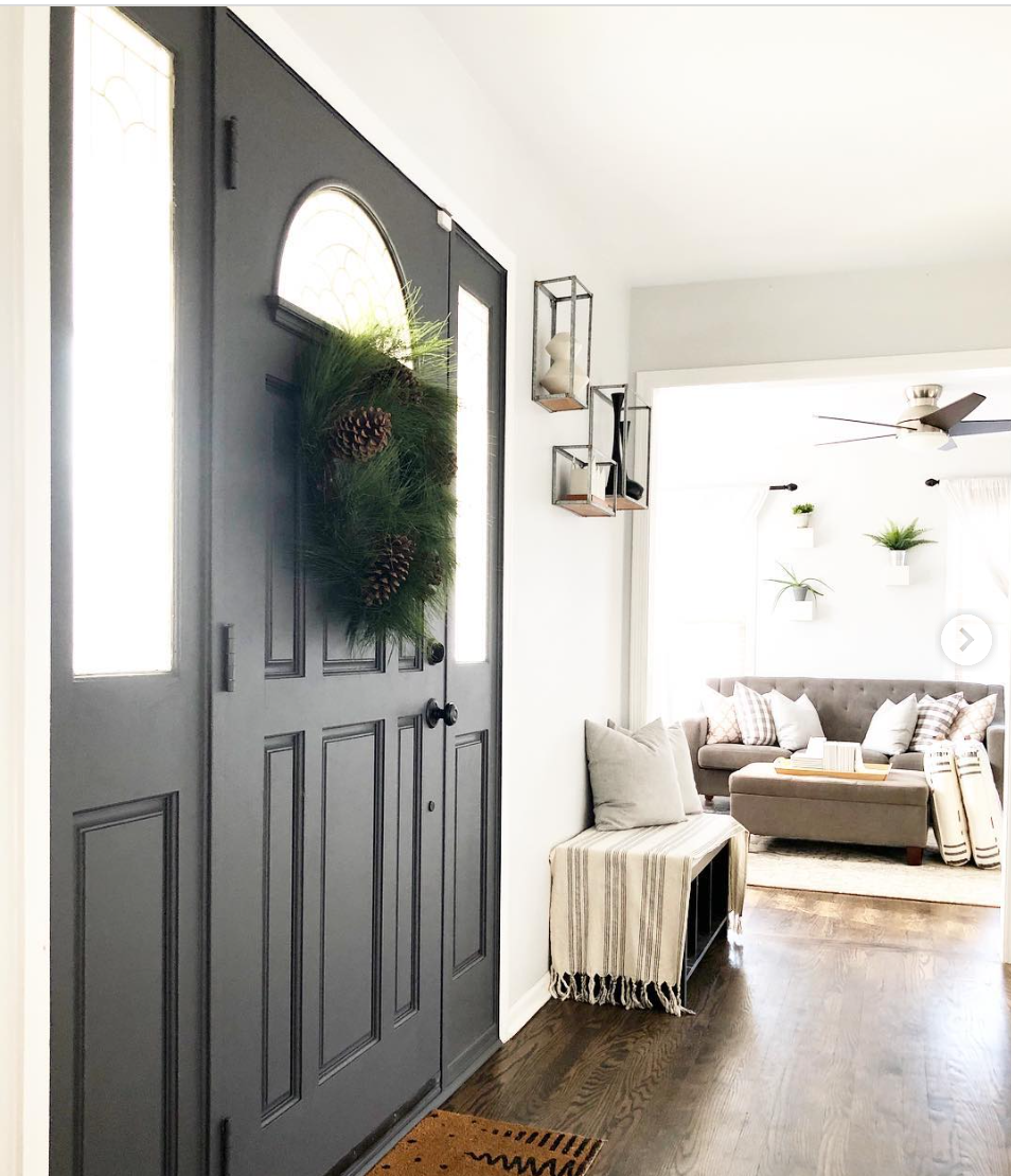 12 Sherwin Williams Non-White Interior Door Paint Colors - NISH