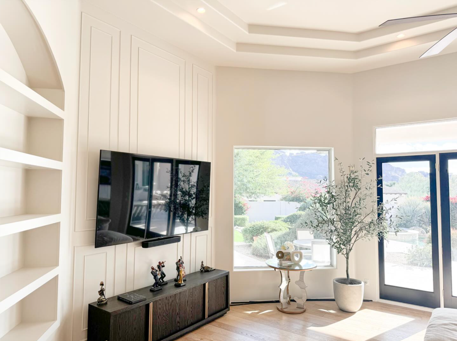 Sherwin Williams Shoji White SW 7042: Everything You Need To Know - NISH
